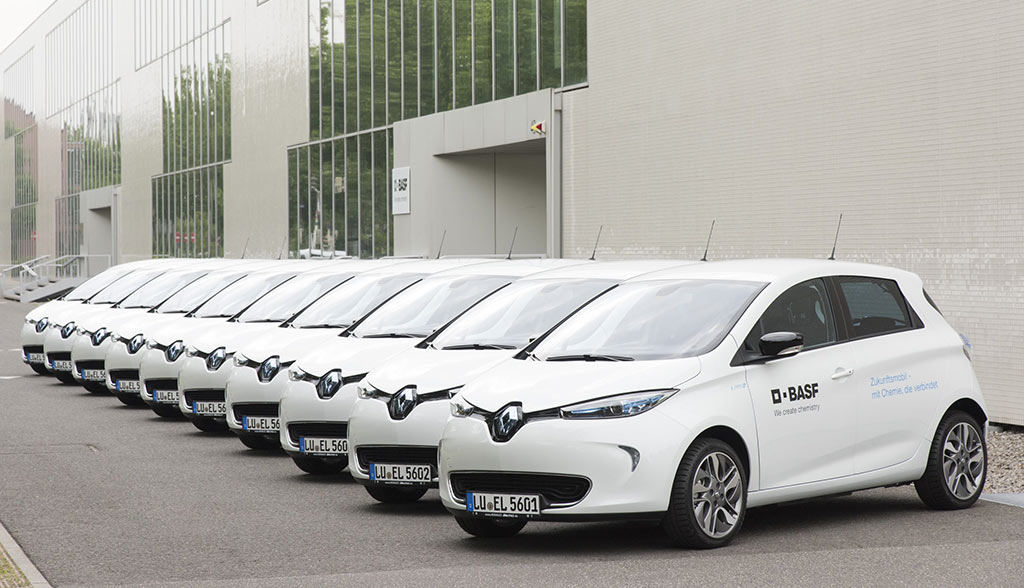 Praxisleitfaden: Elektroauto-Flotten wirtschaftlich betreiben