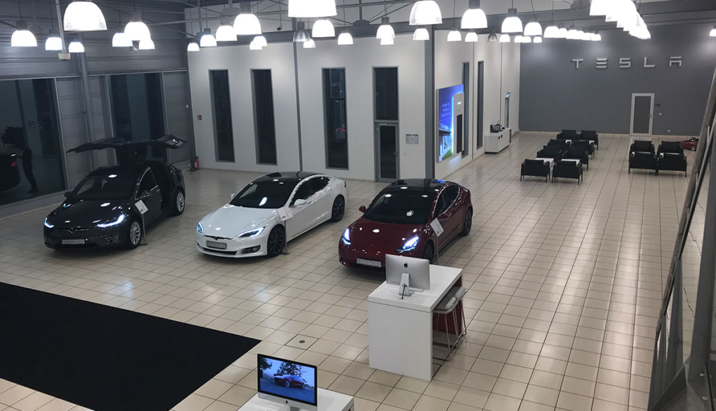 Deutschlands Größtes Tesla Zentrum Für Verkauf And Service Eingeweiht