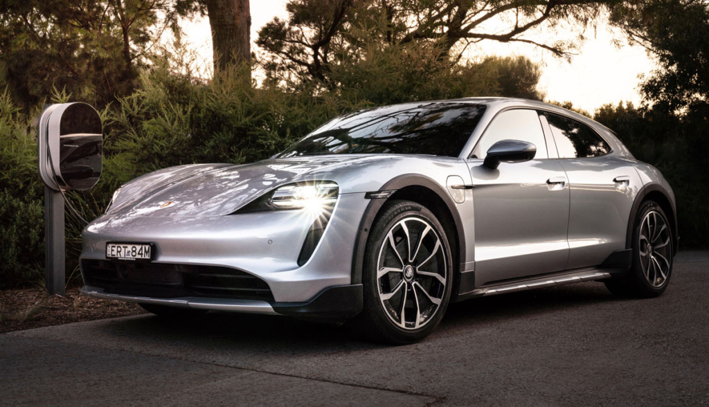 Porsche liefert 2022 34.801 Elektroautos (-16 %) - ecomento.de