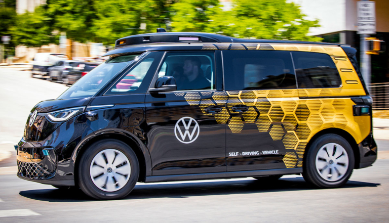 VW: Elektro-Bus I.D. BUZZ wird gebaut - auch als Transporter (Bilder ...